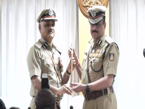 Alok Mohan takes over as new DG&IGP - Public TV English