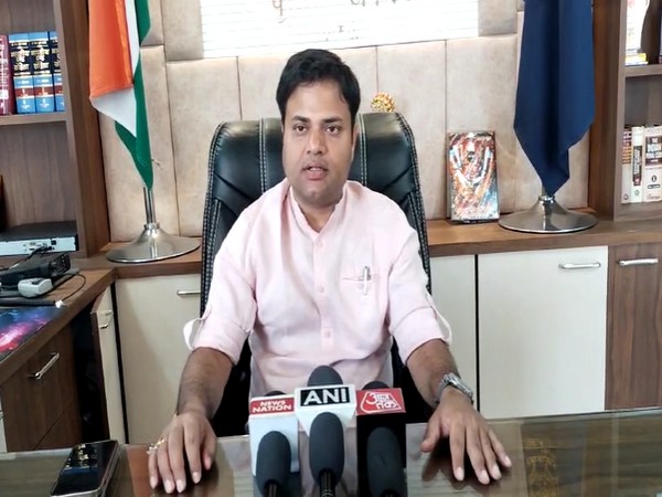 Police launch probe into transactions worth crores from bank accounts ...