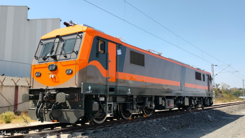 PM Modi to dedicate to nation its first 9,000 HP locomotive engine at ...