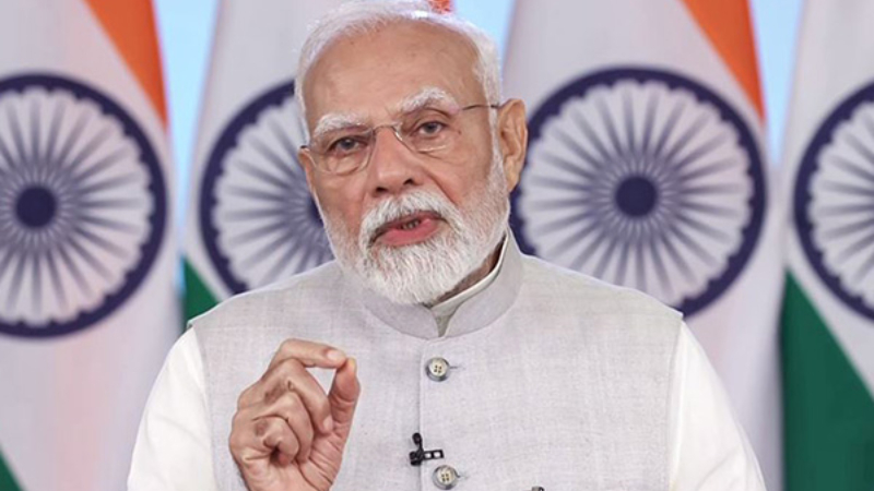 PM Modi to address nation at 8 pm today - Public TV English