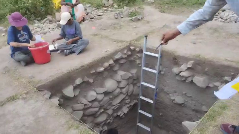 Researchers find remains of 4,000-year-old human settlement in Maski ...