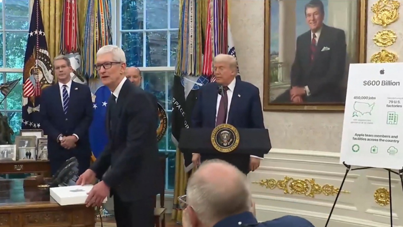 Apple CEO Tim Cook presents 24-karat gold 'unique' gift to Trump ...