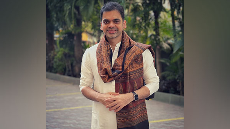 Singer-actor Rahul Deshpande announces separation from wife Neha after ...